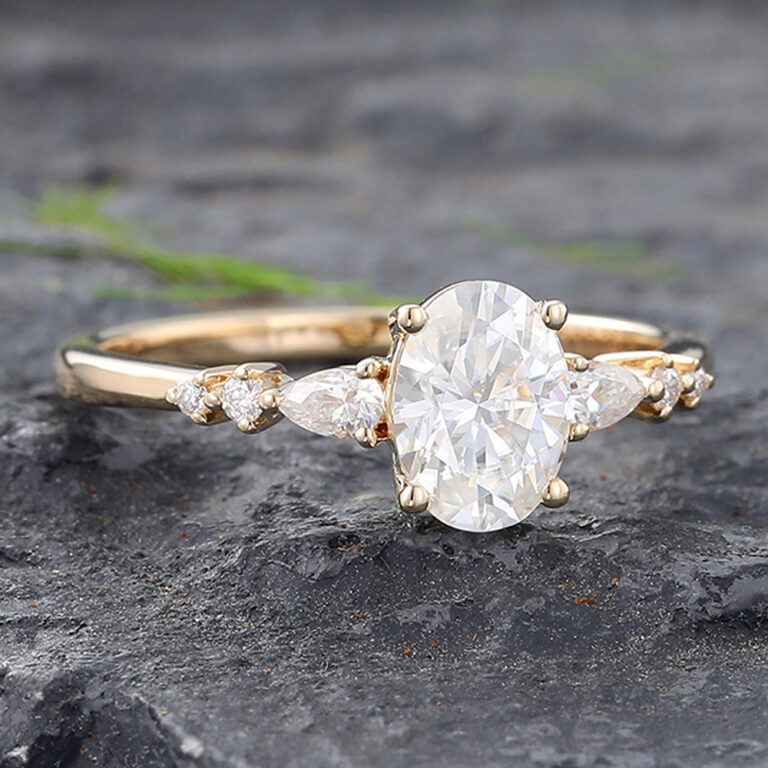 How Much Does Moissanite Cost in 2025? The Ultimate Price & Buying ...
